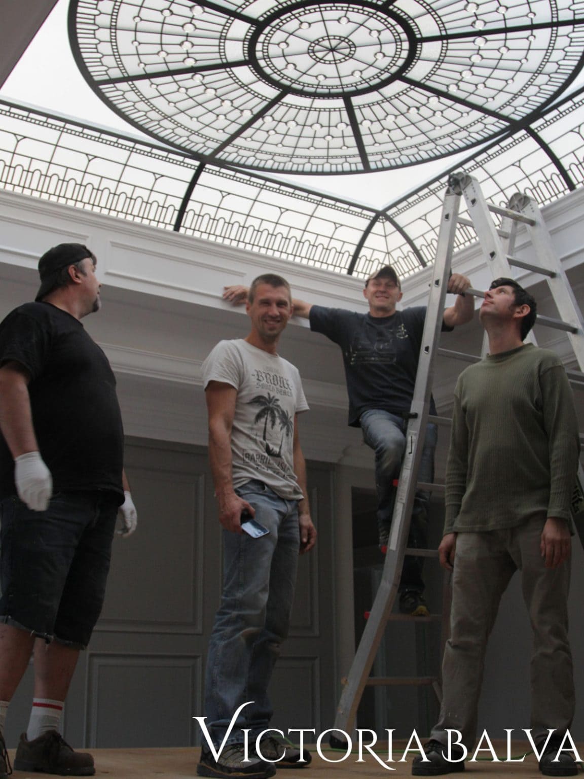 About Victoria Balva Glass Studio – Victoria Balva