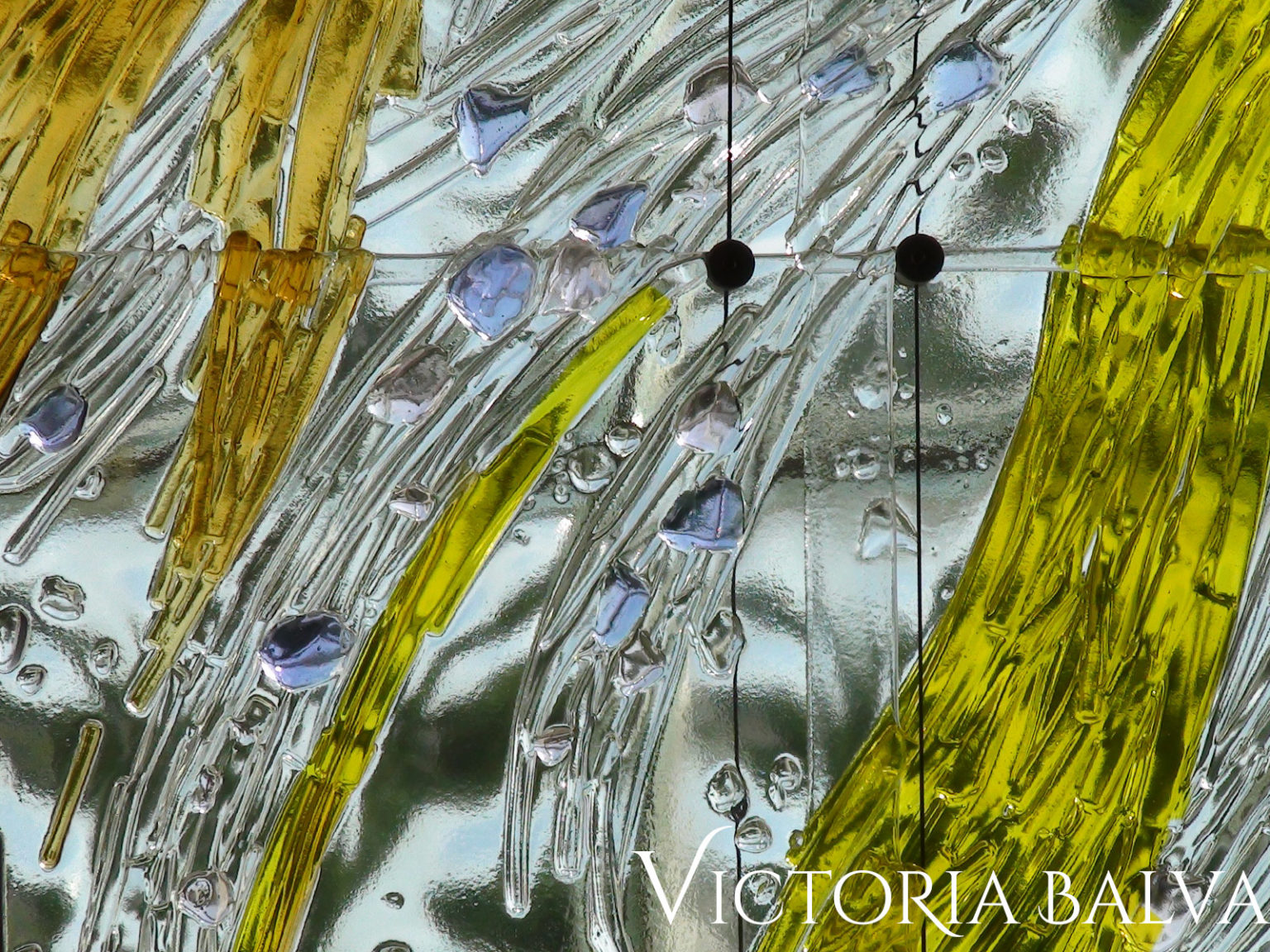 Incredible kiln-cast art glass mural Resurrection – Victoria Balva